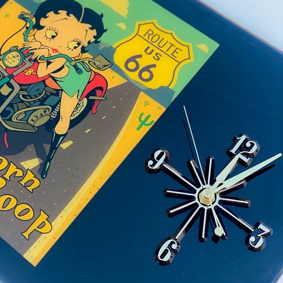 Betty Boop | Wall Decor | Betty Boop Clock | Poshmark